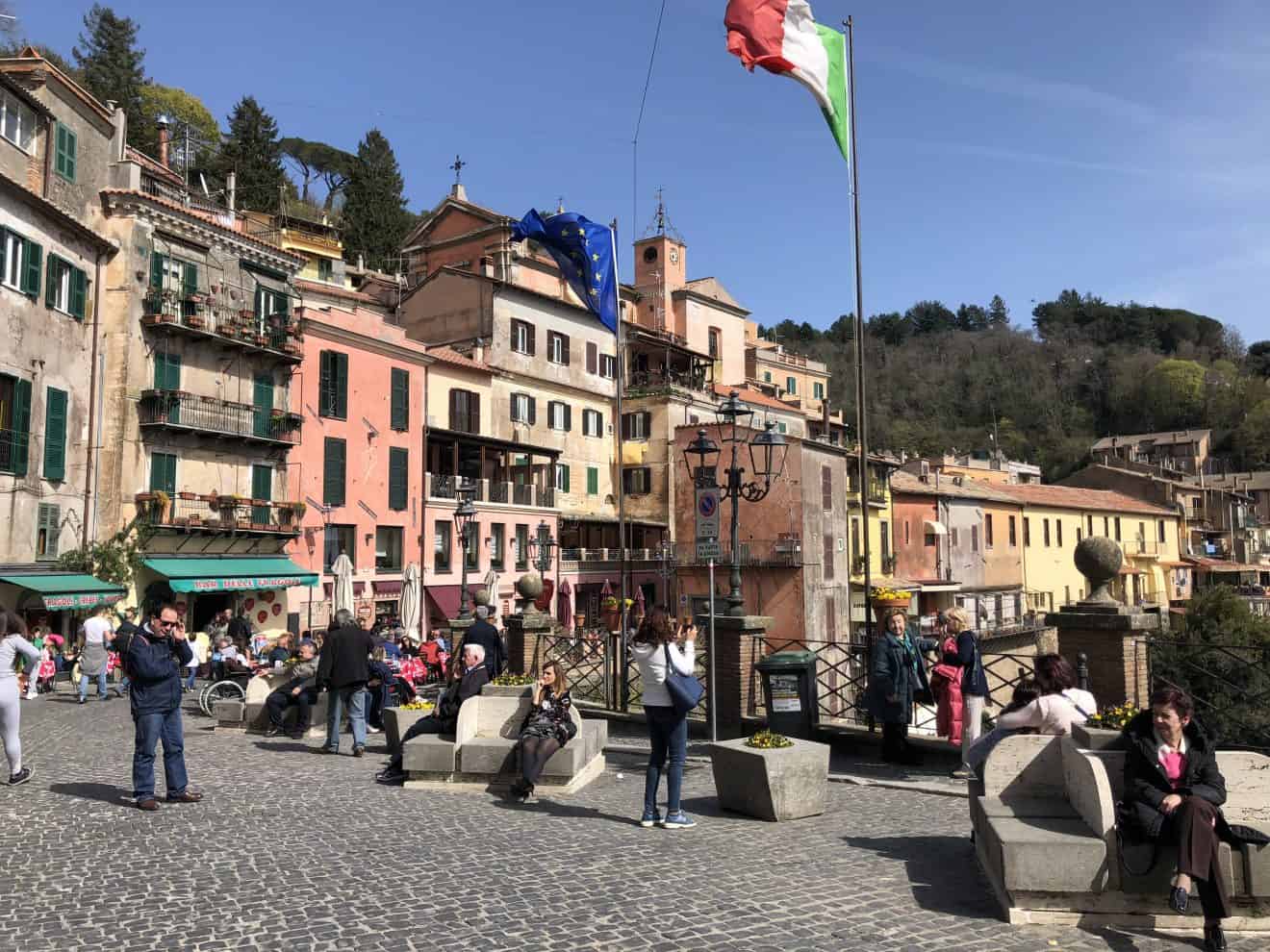 Weekend Getaway / Day Trips from Rome: Nemi