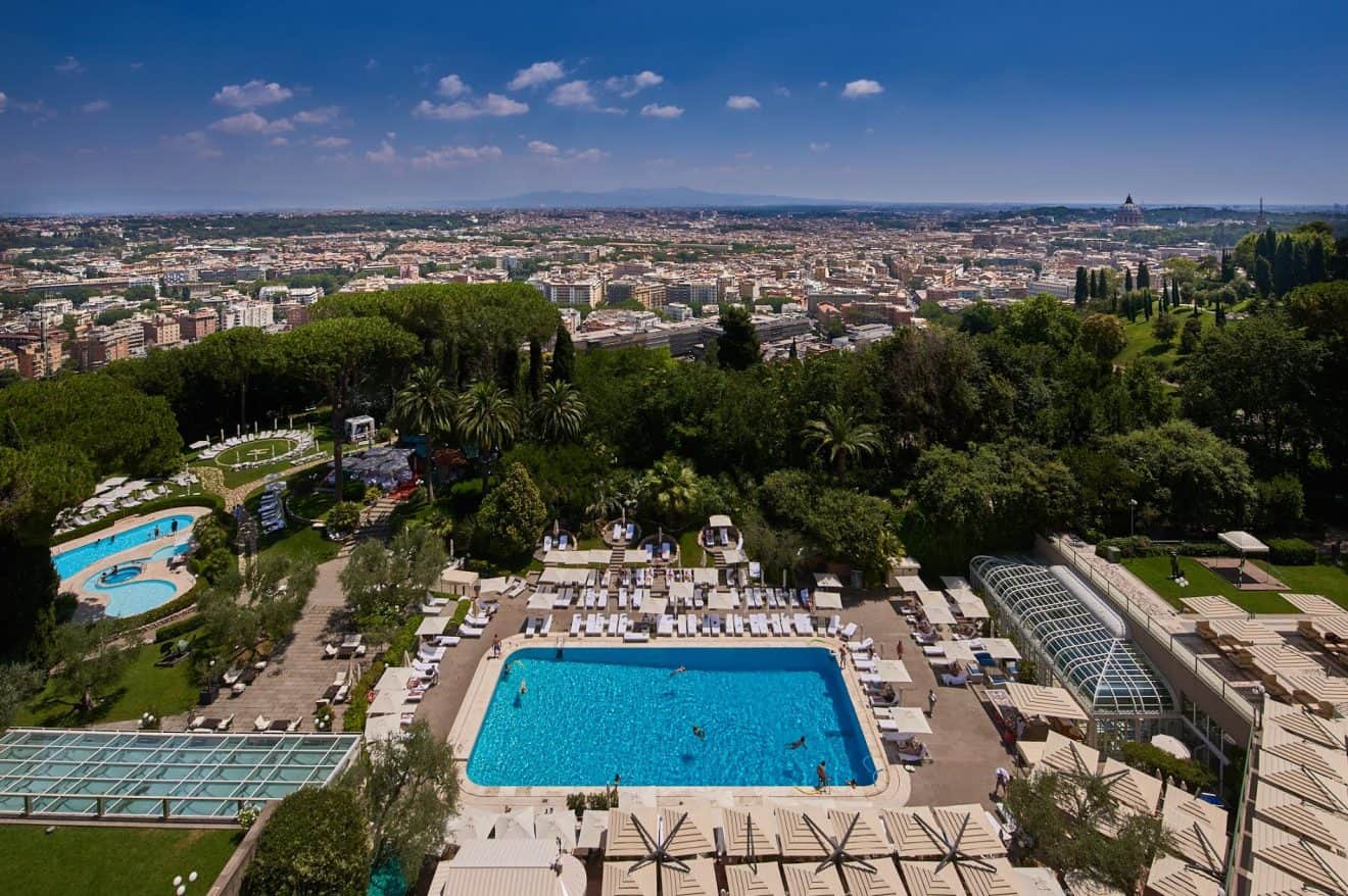 Rome Outdoor Pool Guide - Romeing