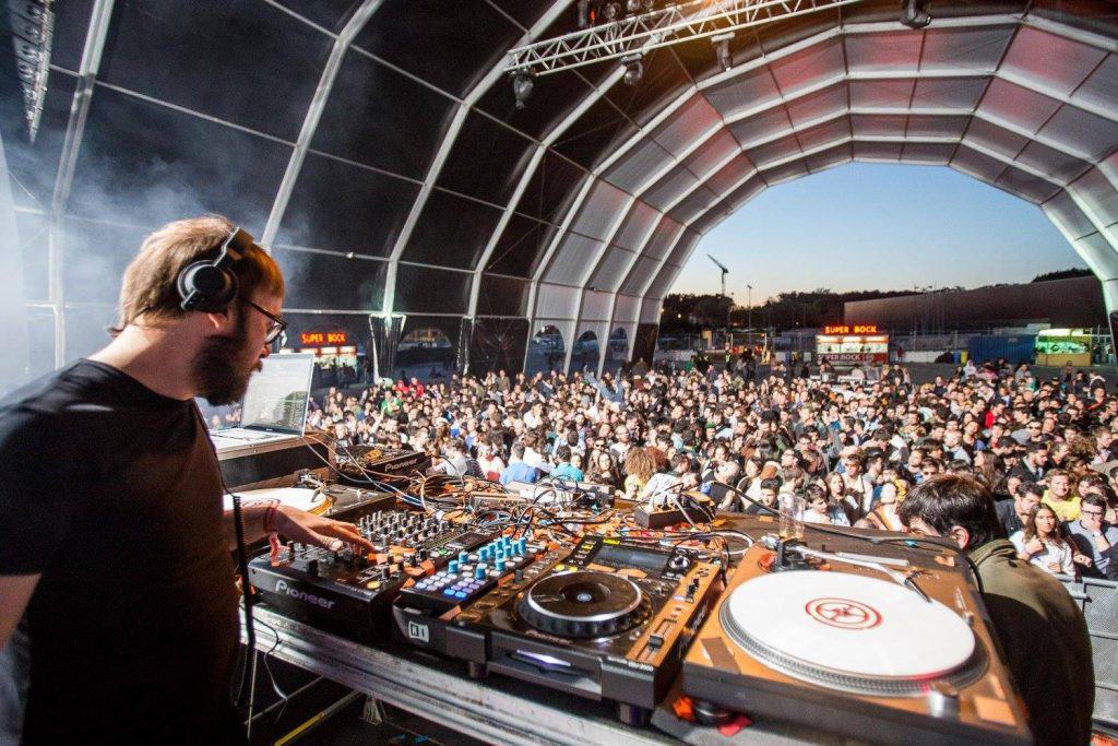 License to Thrill: James Bond’s Guide to Rome - Romeing