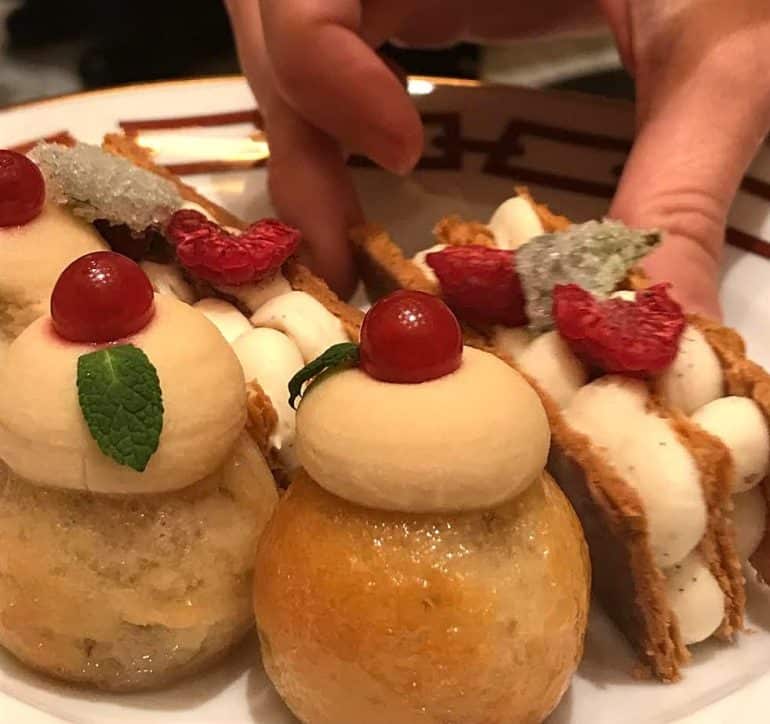 Festive Afternoon Tea in Rome's Hotel Eden | Romeing