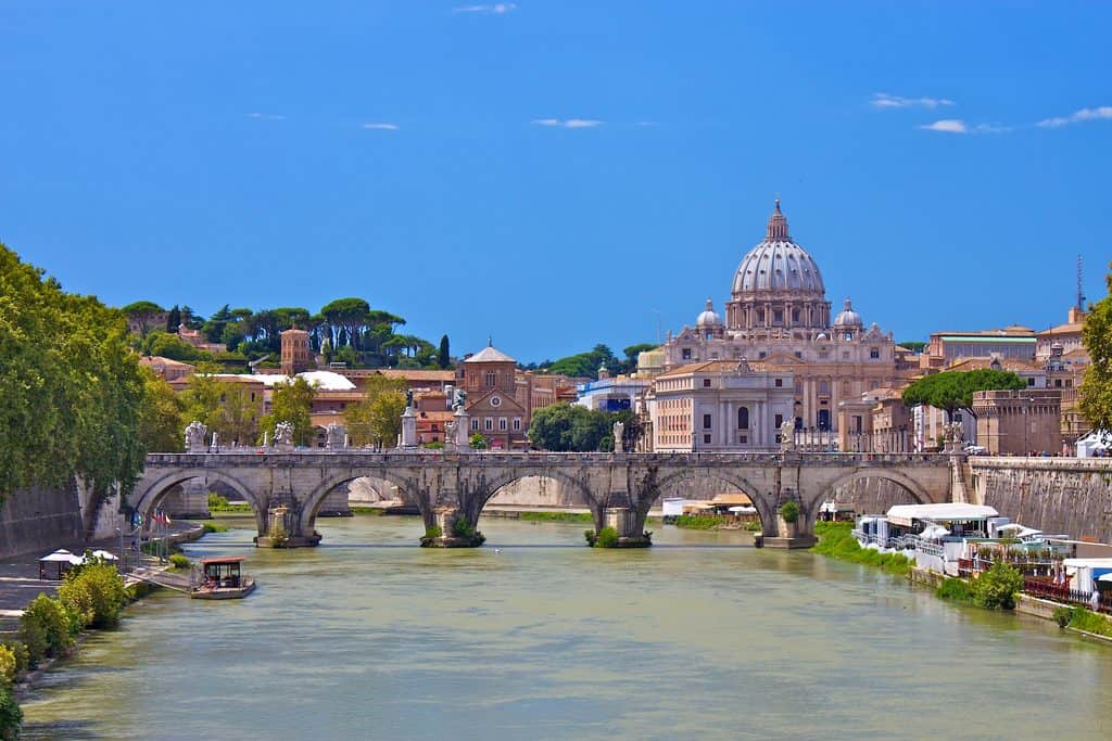 The Grand Palaces of Rome - Romeing