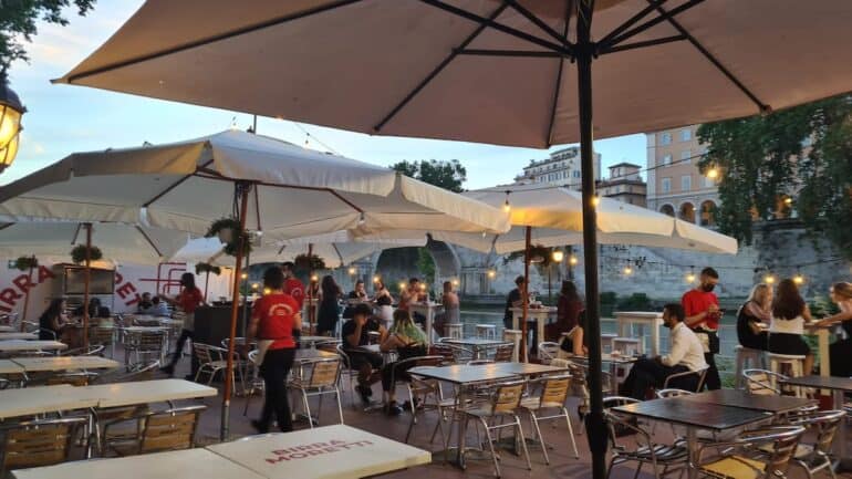 Lungo Il Tevere Roma 2021 | Romeing