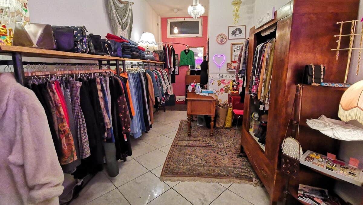 Vintage Shops & Thrift Stores in Rome, Italy - Romeing