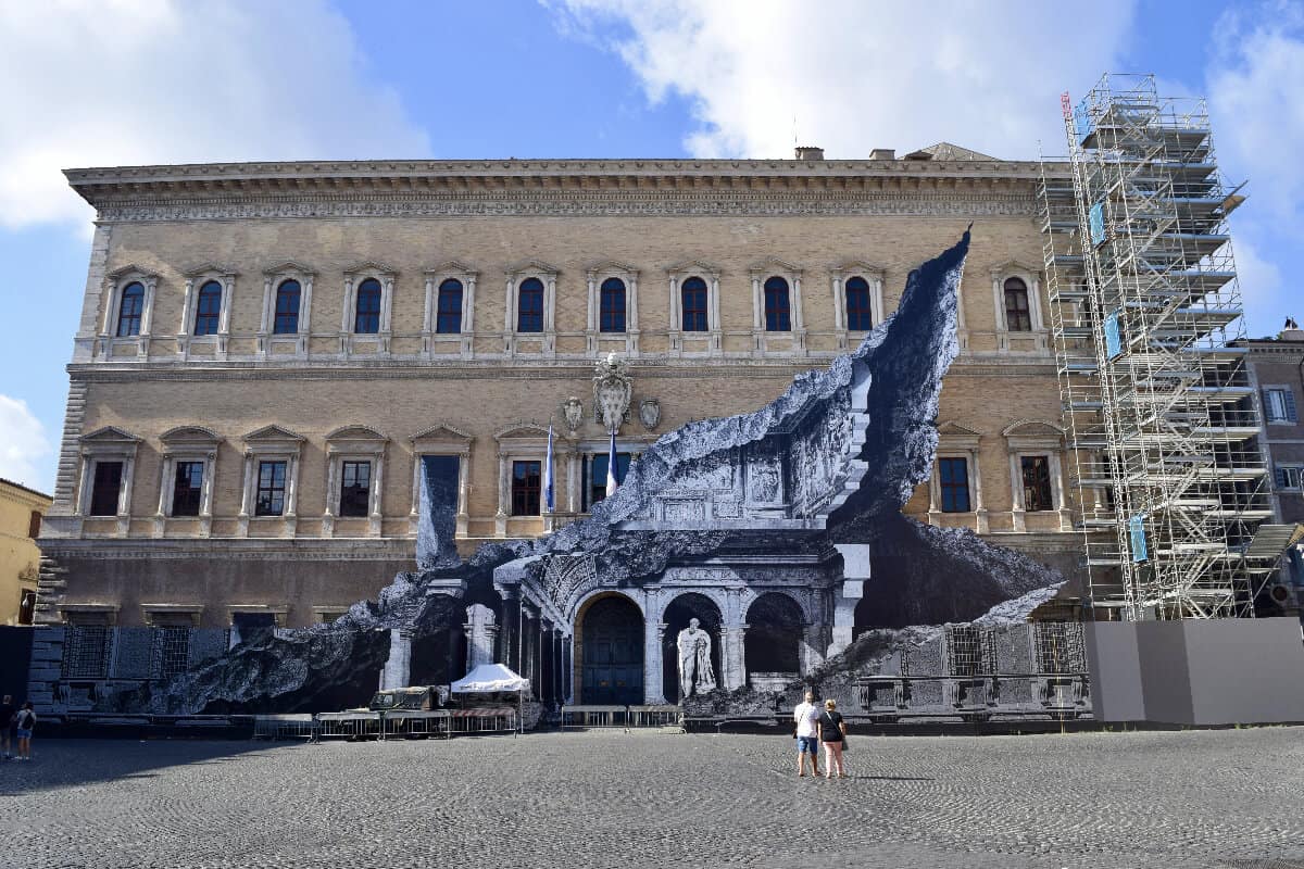 Streets of Rome: Via di Monserrato - Romeing