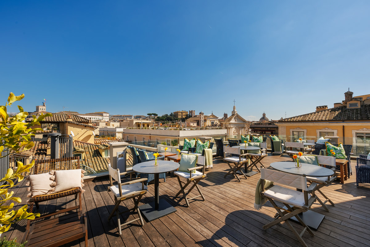 Singer Palace Hotel's Rooftop Restaurant and Bar in Rome