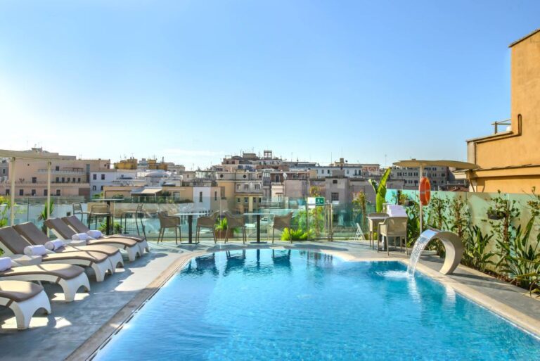 Best Rooftop Bars in Rome with amazing views - Romeing