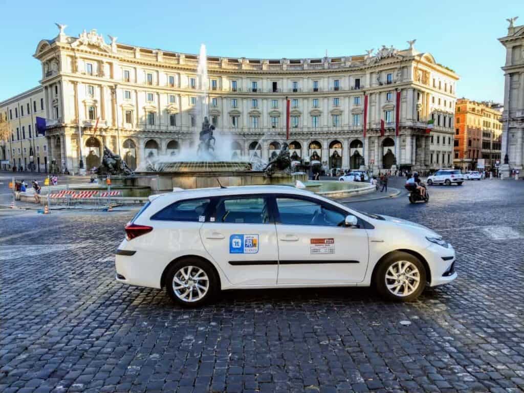 How to get a taxi in Rome: A First-Timer’s Guide - Romeing