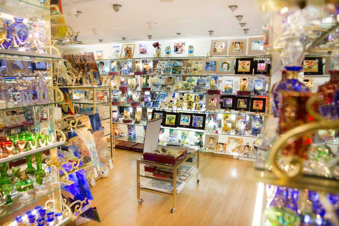 Glassy Venezia: Authentic Italian Murano Glass in Rome