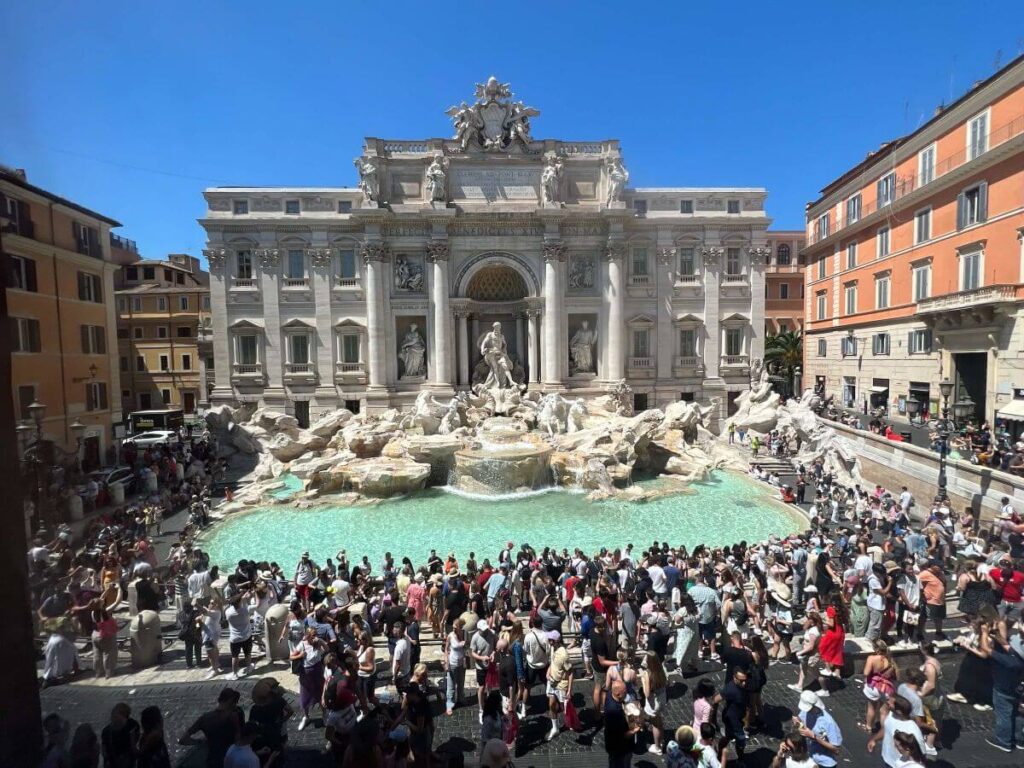 Rome’s Trevi Fountain €2 Fee: Rules, Hours & Exemptions